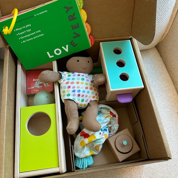 LOVEVERY | Toys | Lovevery The Thinker Play Kit For Age 112 Months ...